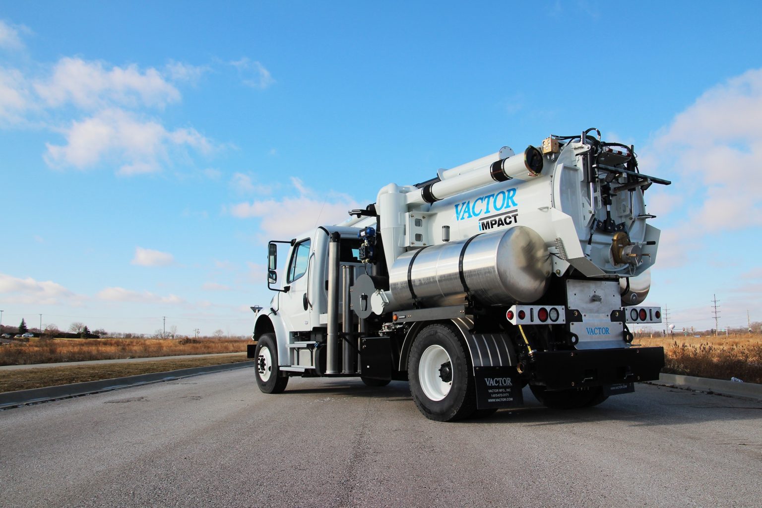 Vactor iMPACT - Standard Equipment